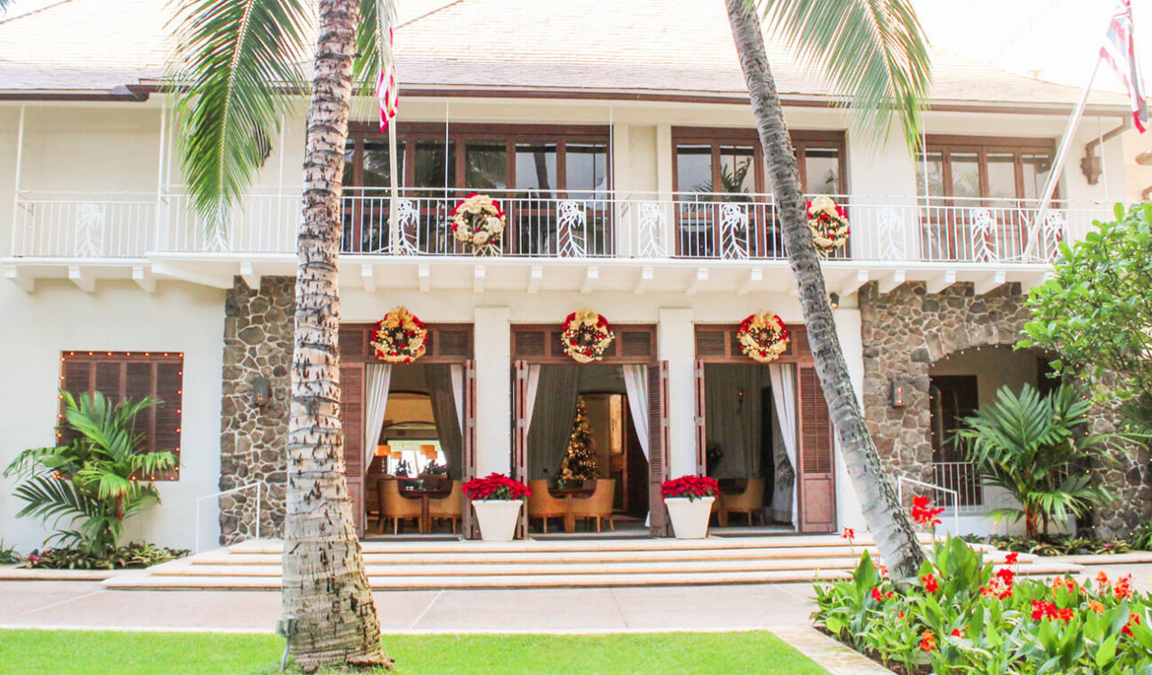 Luxury Waikiki Oceanfront Accommodations | Halekulani Hotel