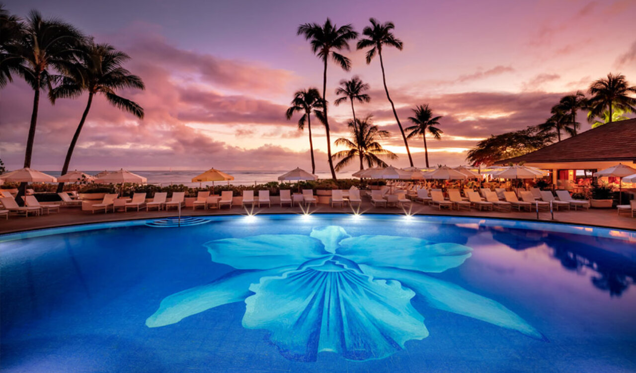 Luxury Waikiki Oceanfront Accommodations | Halekulani Hotel